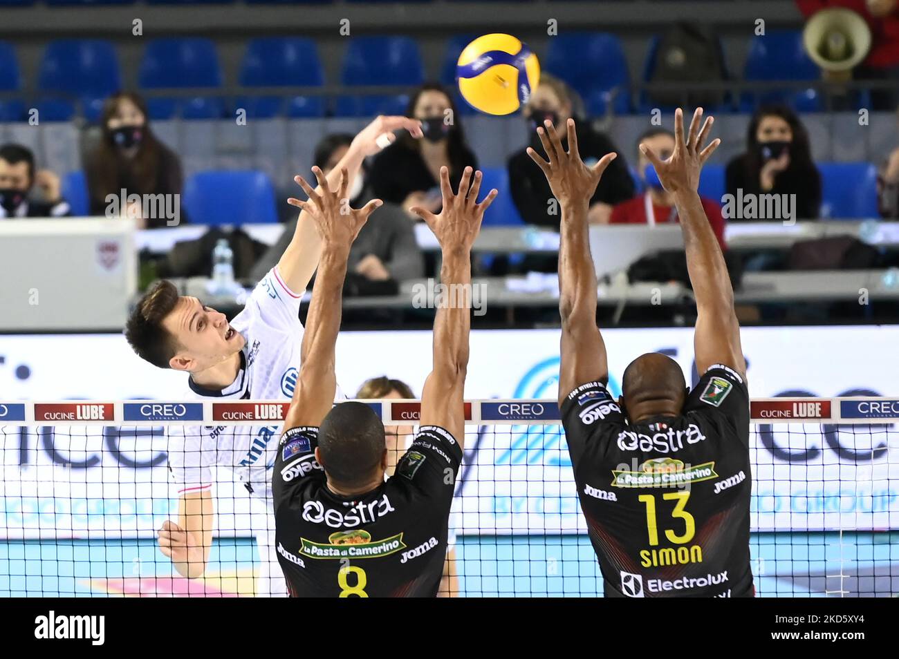 Yuri romano volleyball hi-res stock photography and images - Alamy