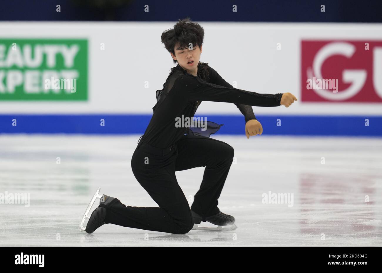 Junhwan Cha from South Korea during Mens Short Programme, at Sud de ...