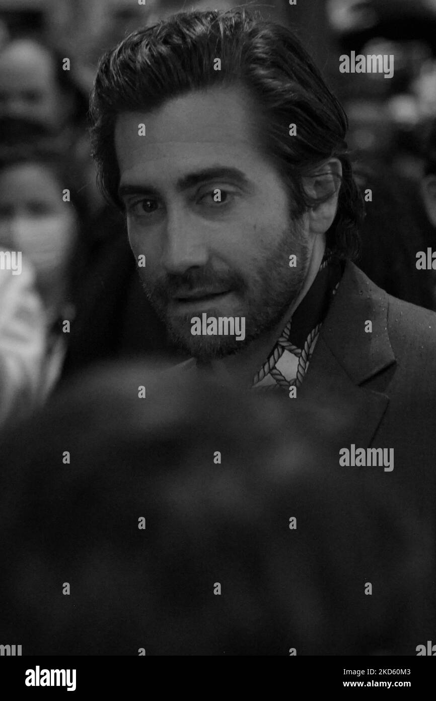 Jake Gyllenhaal attends the Ambulance movie premiere at 'Callao ...