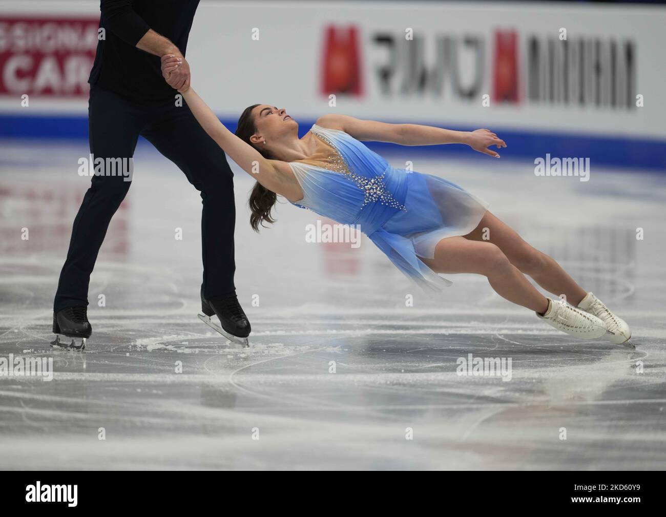 Evelyn Walsh and Trennt Michaud from Canada during Pairs Free Skating ...