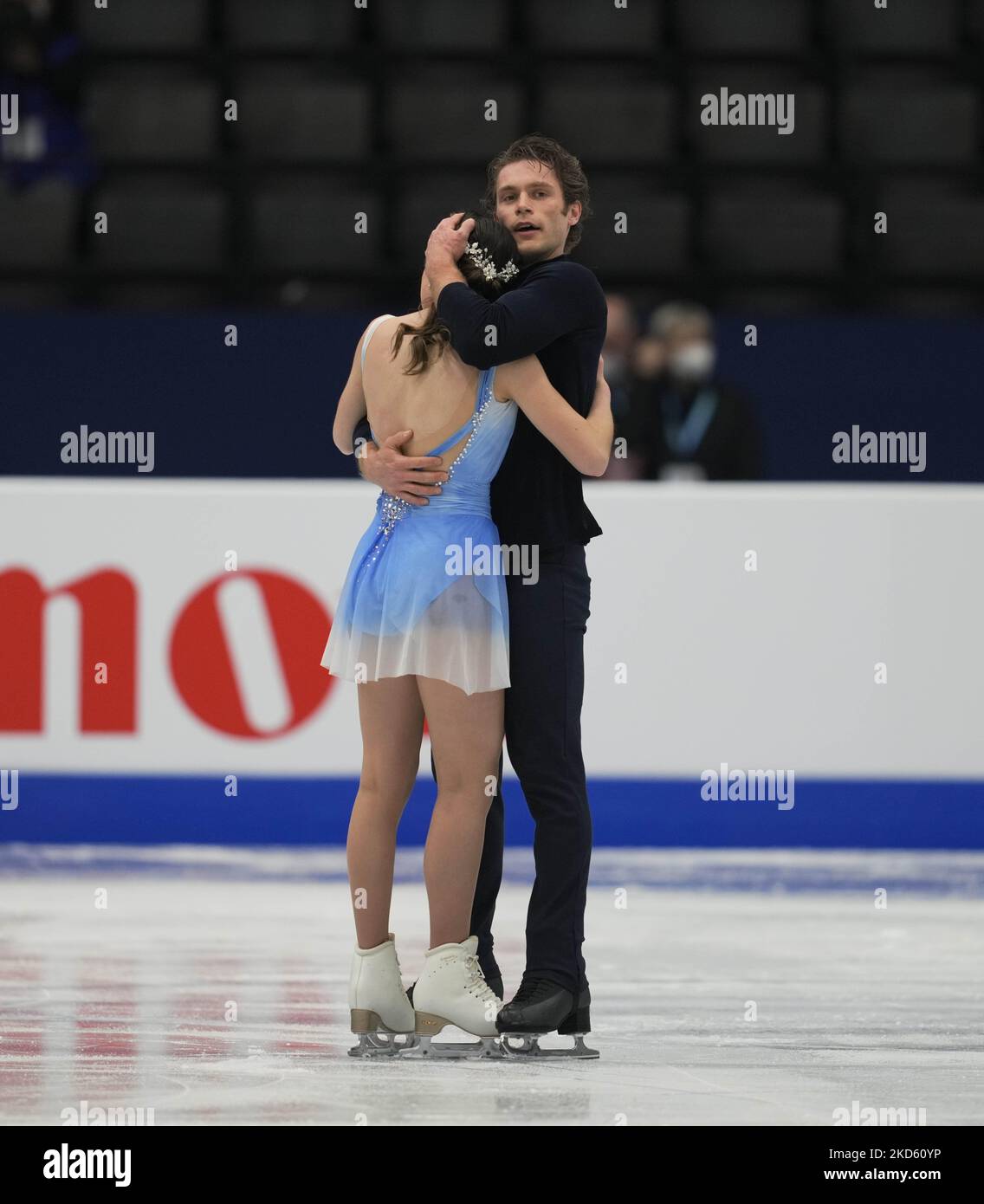 Evelyn Walsh and Trennt Michaud from Canada during Pairs Free Skating ...