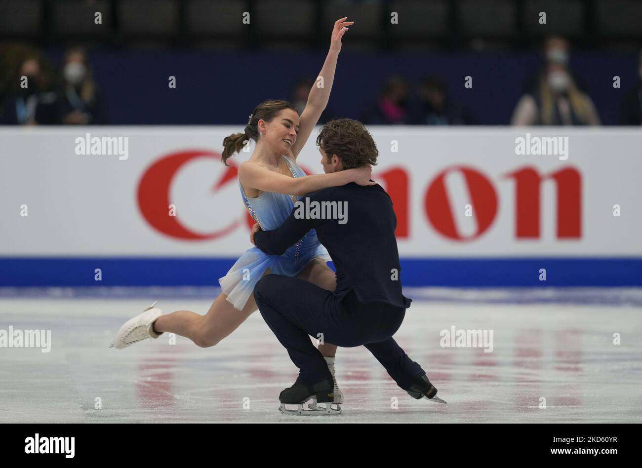 Evelyn Walsh and Trennt Michaud from Canada during Pairs Free Skating ...