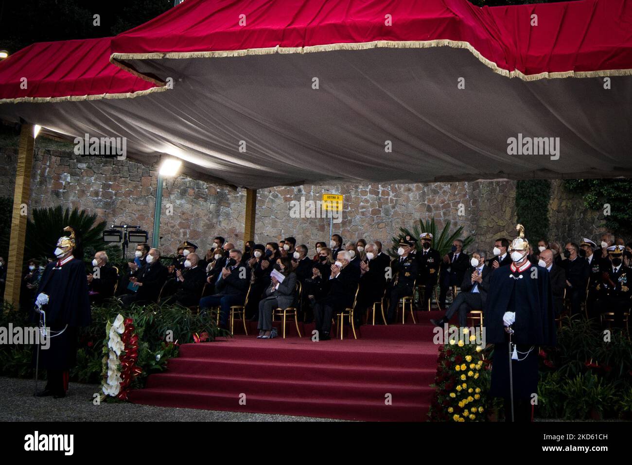 Elisabetta ii 1944 hi-res stock photography and images - Alamy