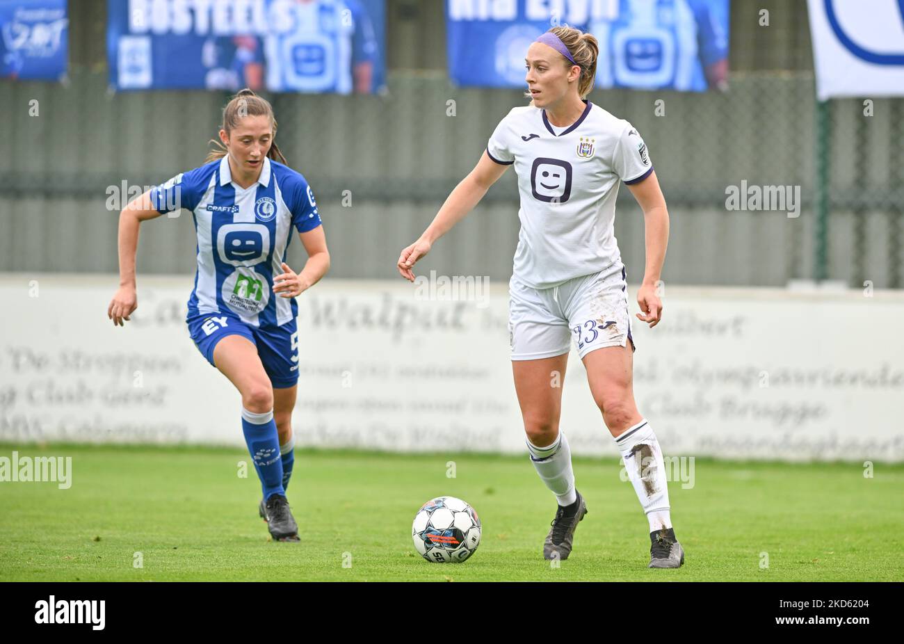 Fran Meersman (5) of Gent pictured defending on Allie Alexis Thornton ...