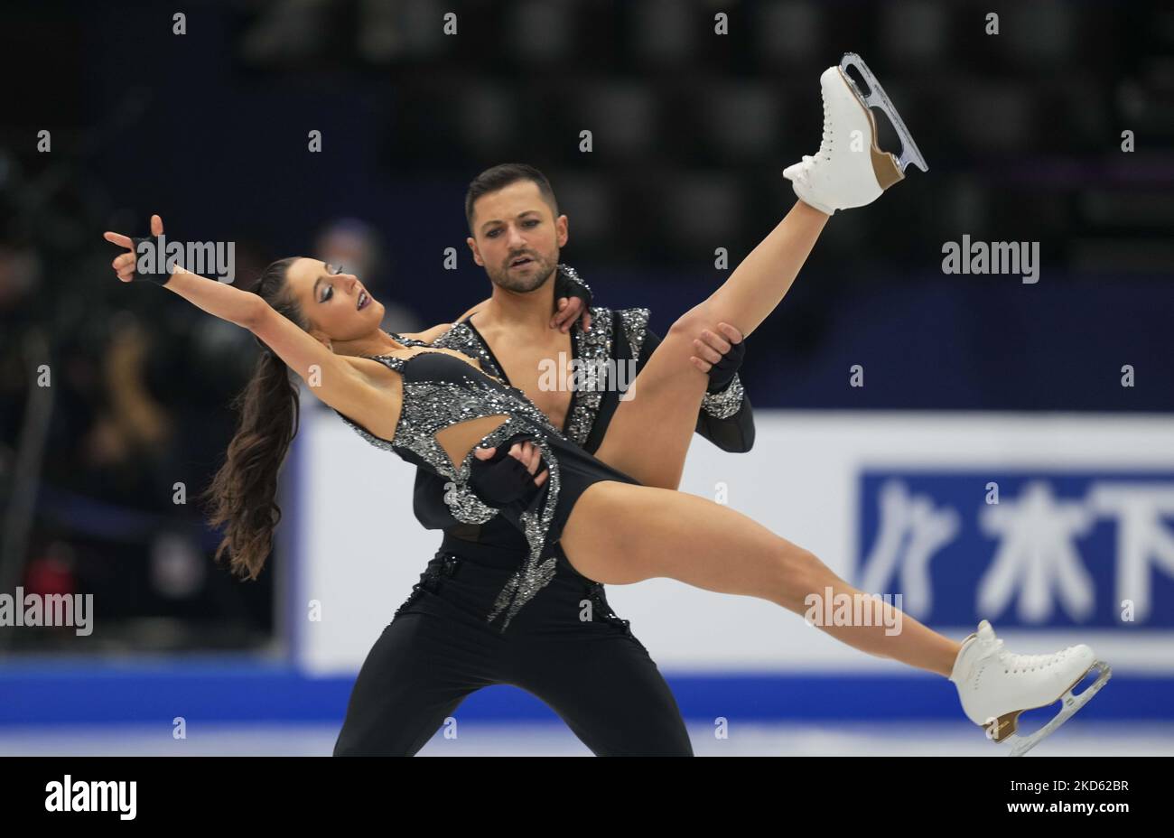 Lilah Fear and Lewis Gibson from United Kingdom during Pairs Ice Dance ...