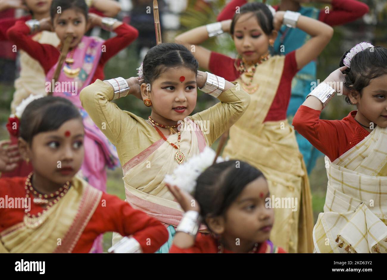 Bihu dance workshop hi-res stock photography and images - Alamy
