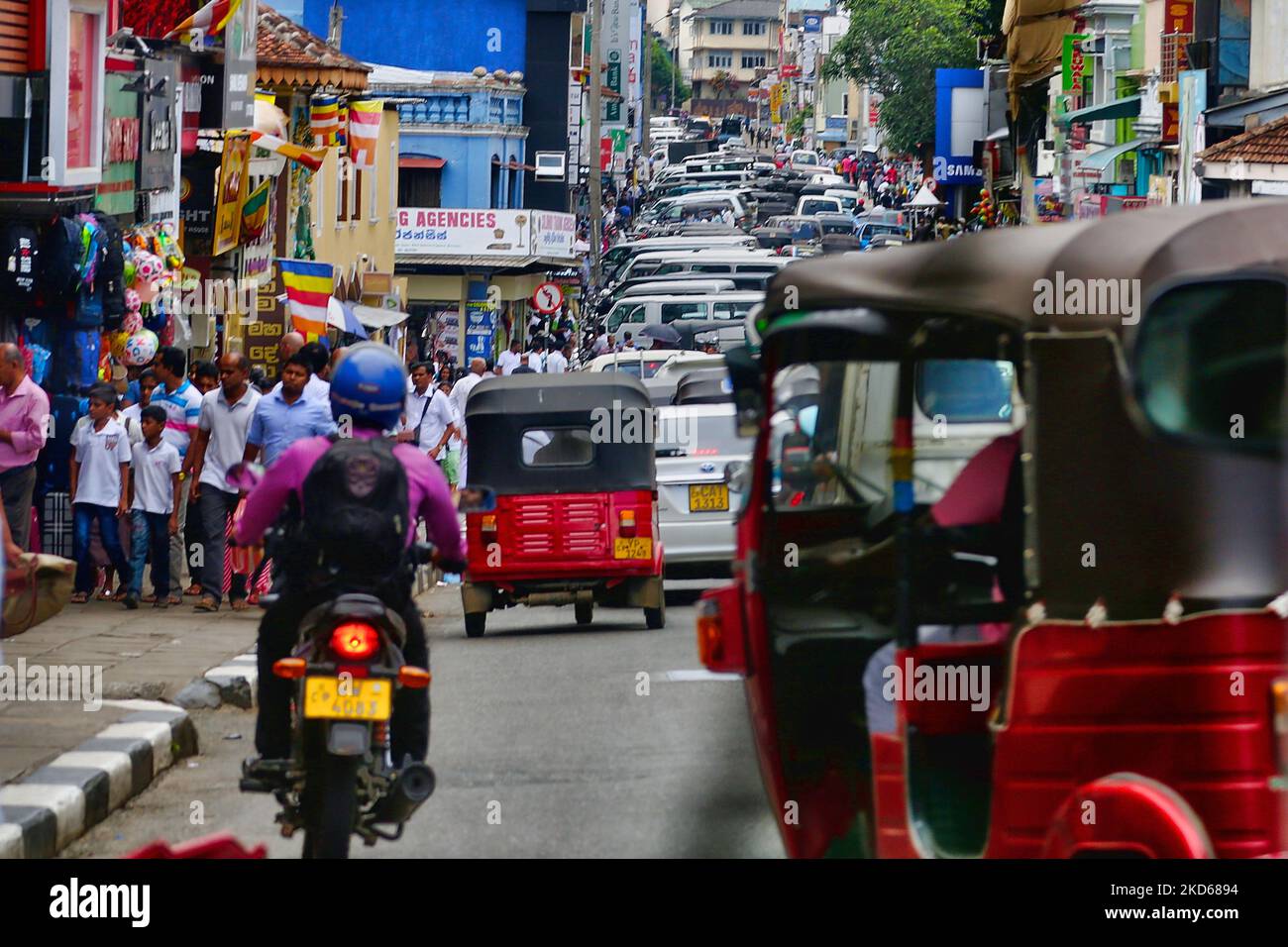 Heavy traffic in the city of Kandy, Sri Lanka. (Photo by Creative Touch Imaging Ltd./NurPhoto ...