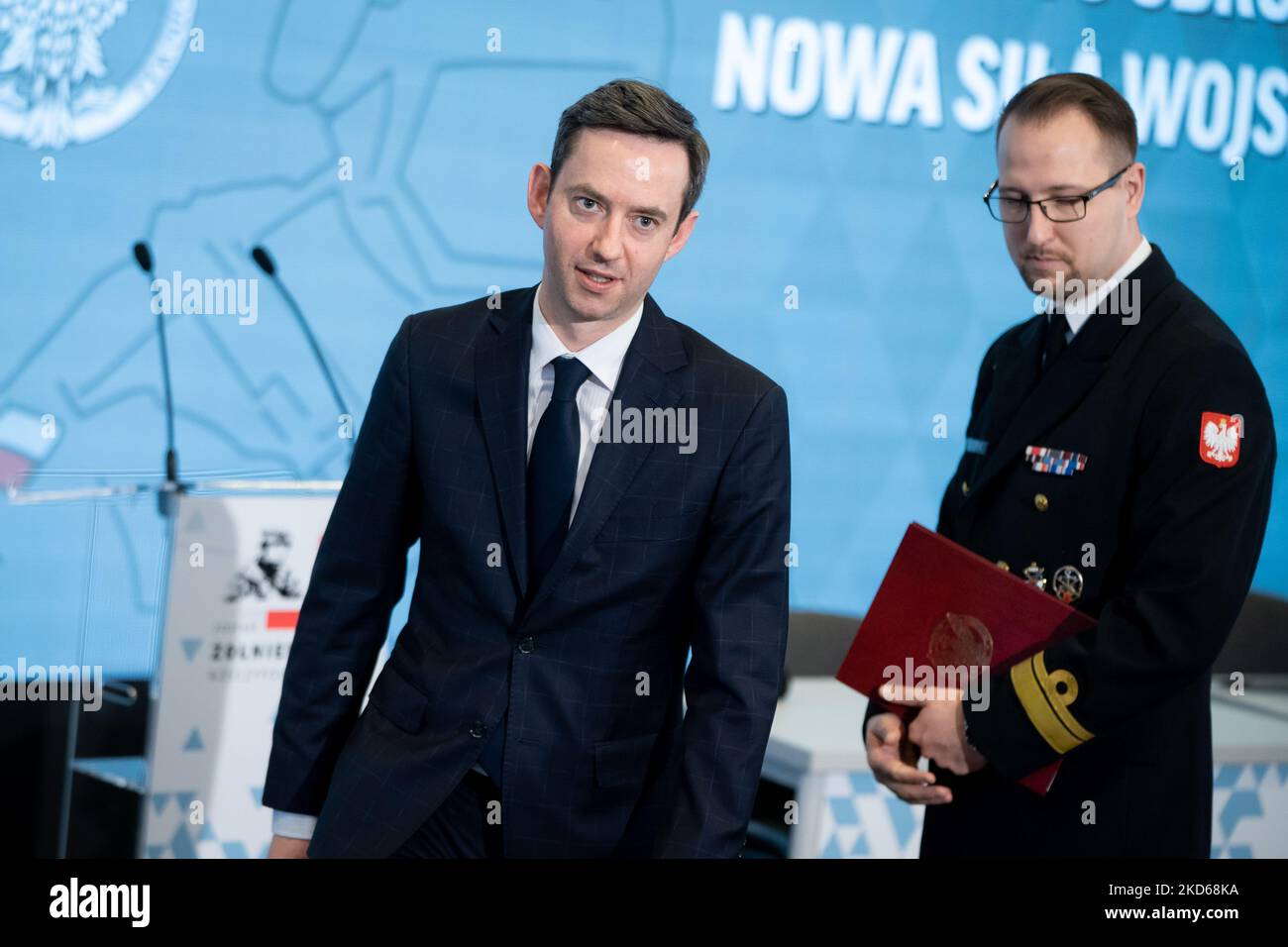 Nowoczesne sily zbrojne hi-res stock photography and images - Alamy