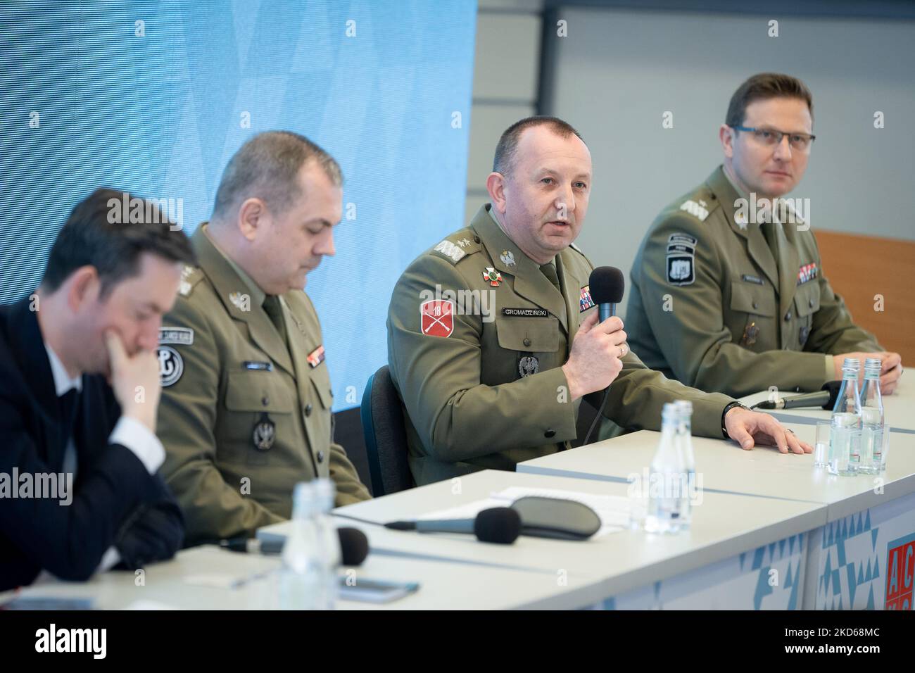 Cyberspace defense forces hi-res stock photography and images - Alamy