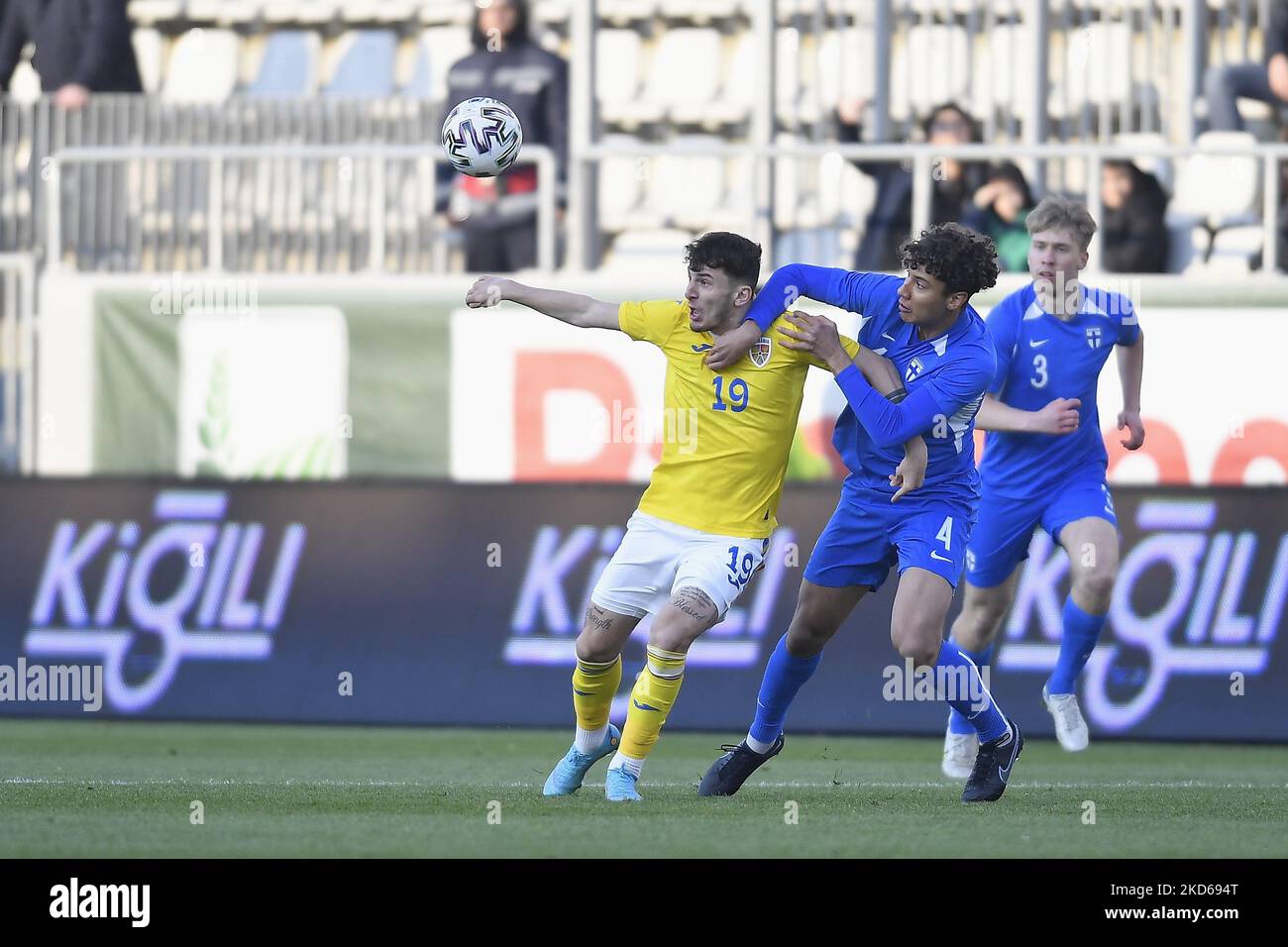 Robin tihi hi-res stock photography and images - Alamy