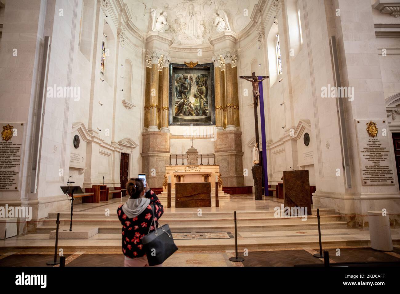 A general view of the Sanctuary of Our Lady of Fátima, in Fatima ...