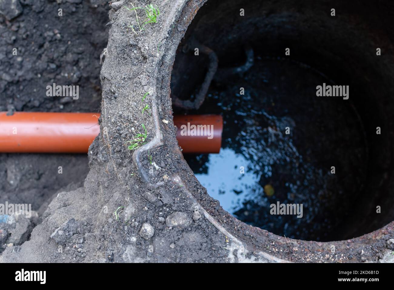 Repair of sewer drain with strong plastic pipe of large diameter in ...