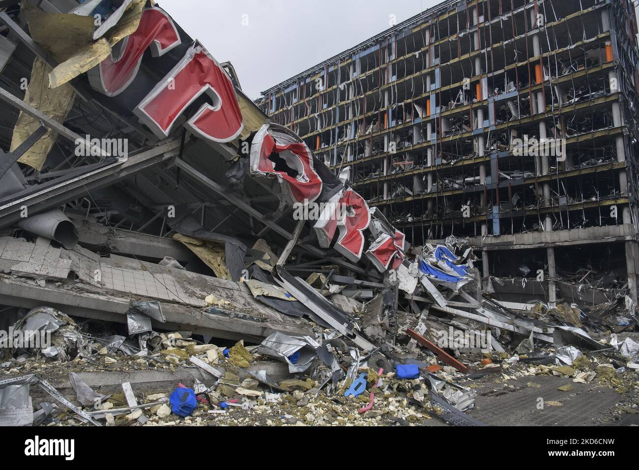 Consequences of shelling of the Retroville shopping mall by Russian ...