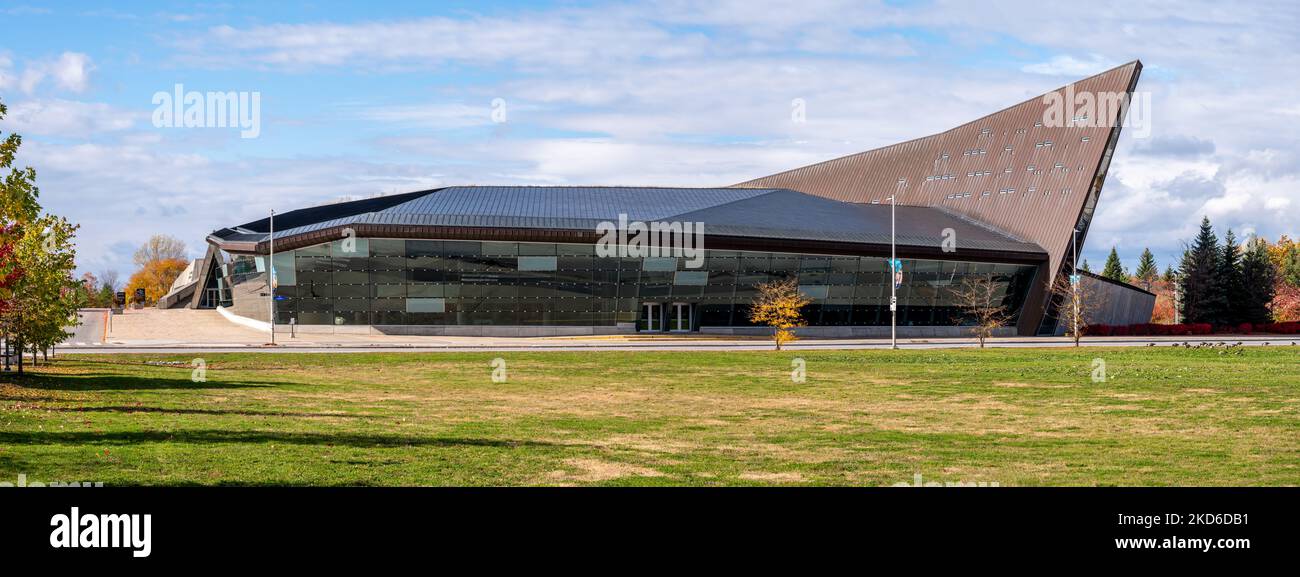Canadian War Museum Roof