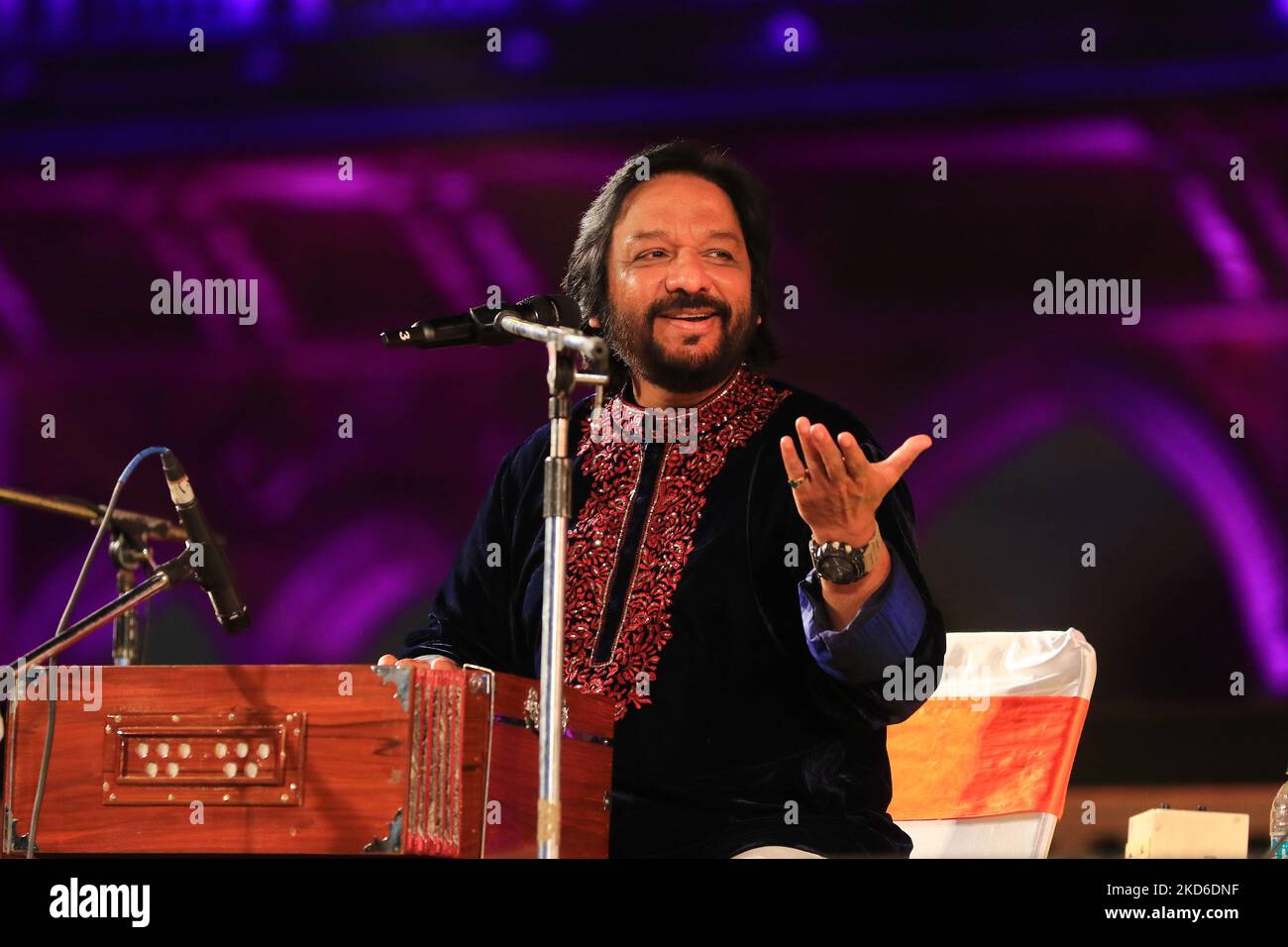 Roop kumar rathod hi-res stock photography and images - Alamy