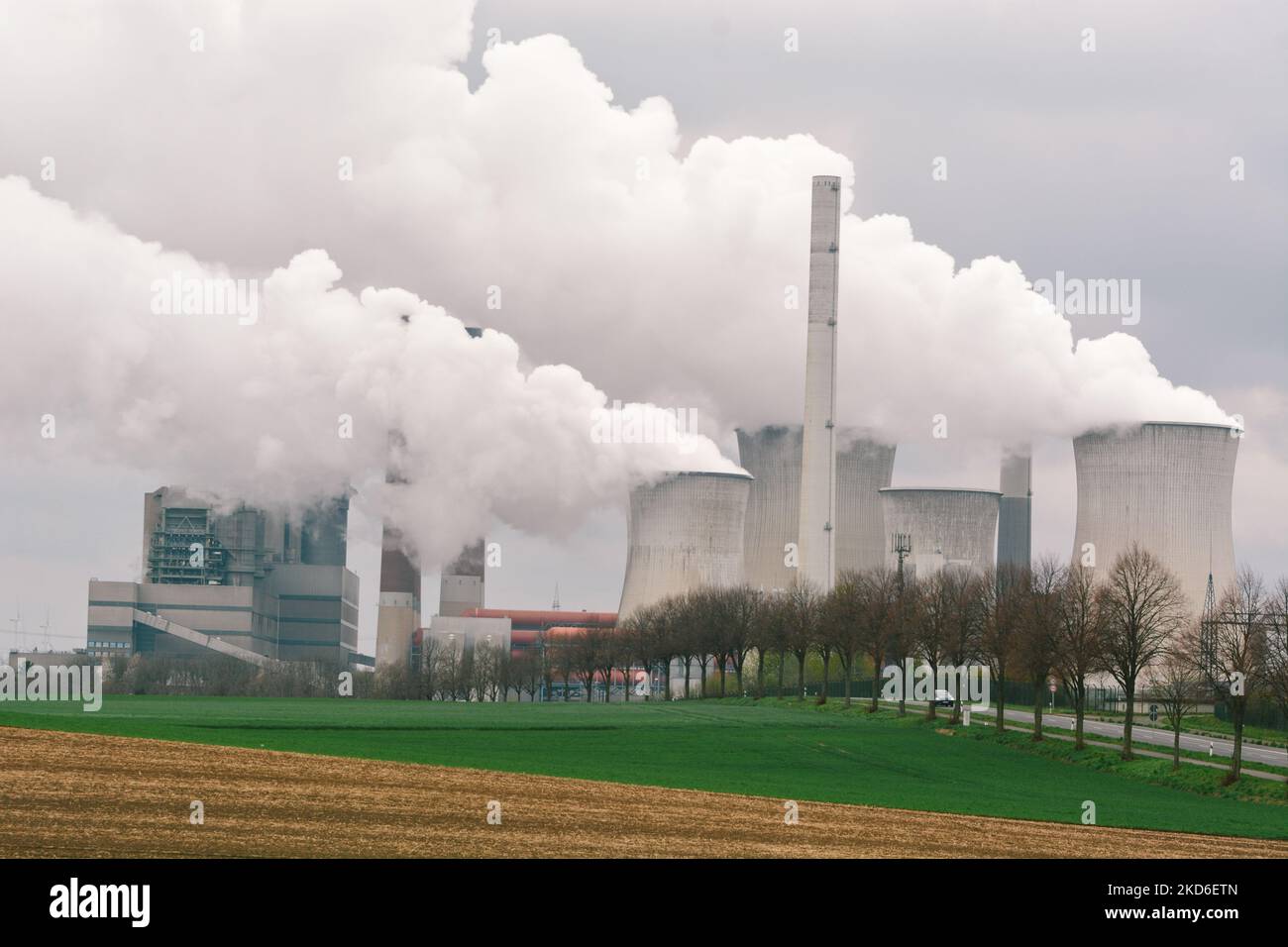German energy giant rwe power ag hi-res stock photography and images ...