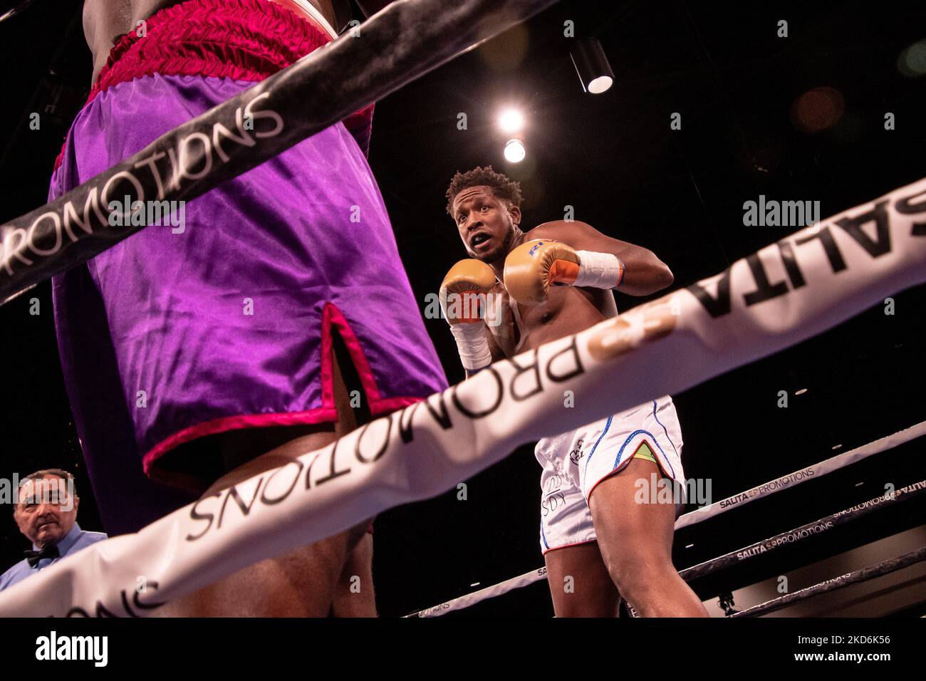 Current WBC USNBC Silver Heavyweight Champion Brandon Moore (11-0, 7KOs ...