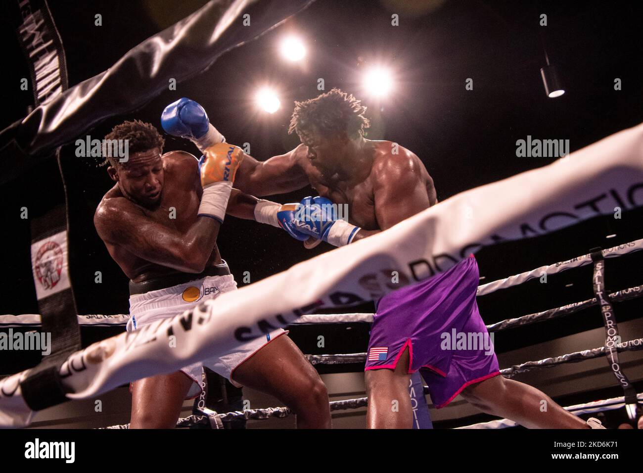 Current WBC USNBC Silver Heavyweight Champion Brandon Moore (11-0, 7KOs ...