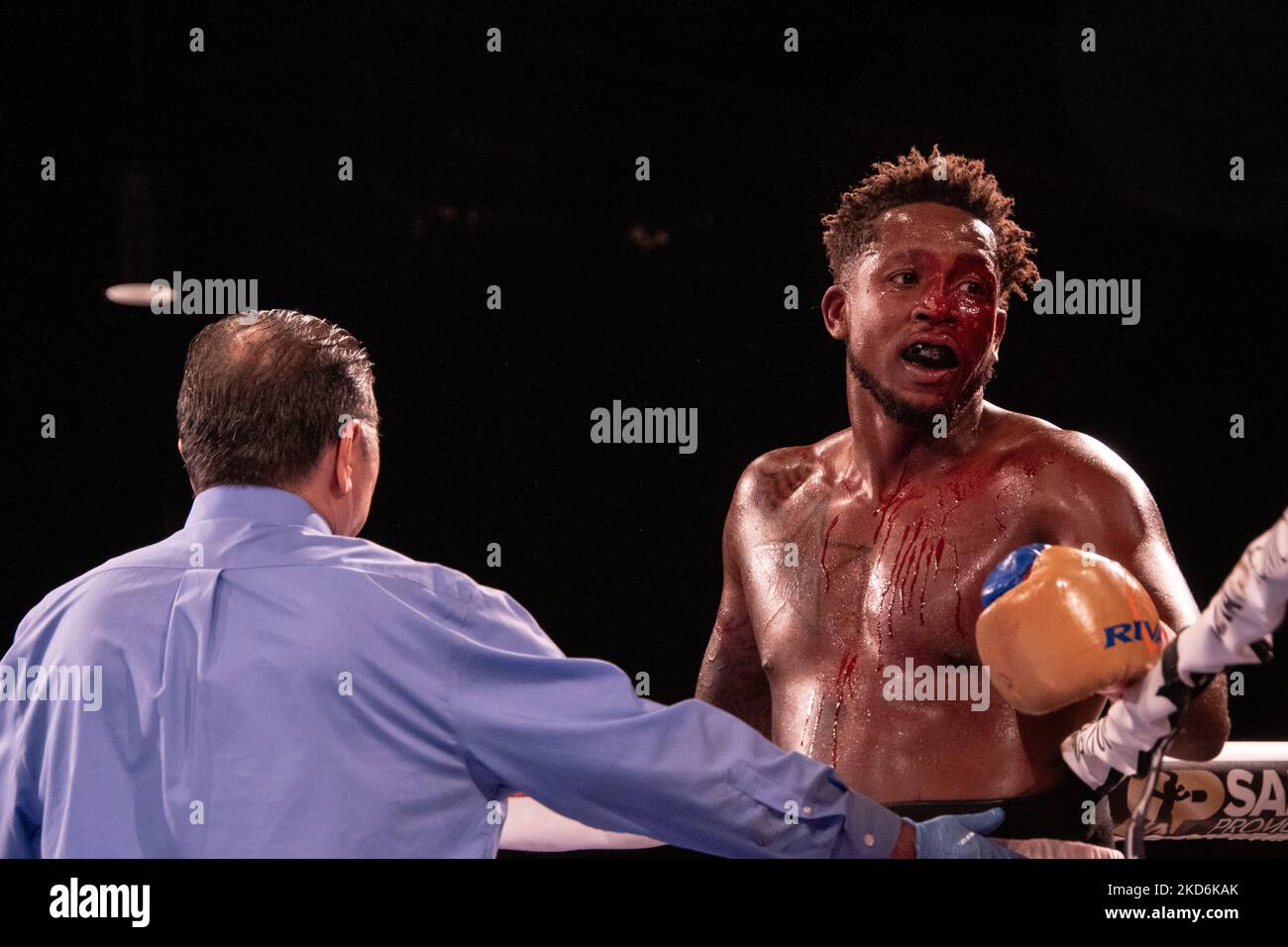 Current WBC USNBC Silver Heavyweight Champion Brandon Moore (11-0, 7KOs ...