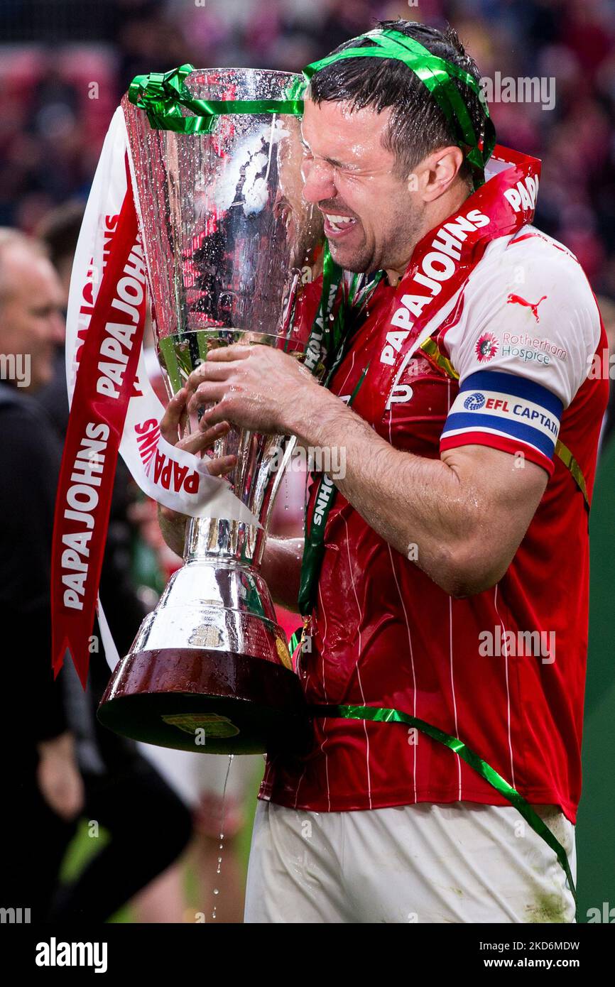 Rotherham United celebrates after win during the Papa John Trophy Final ...