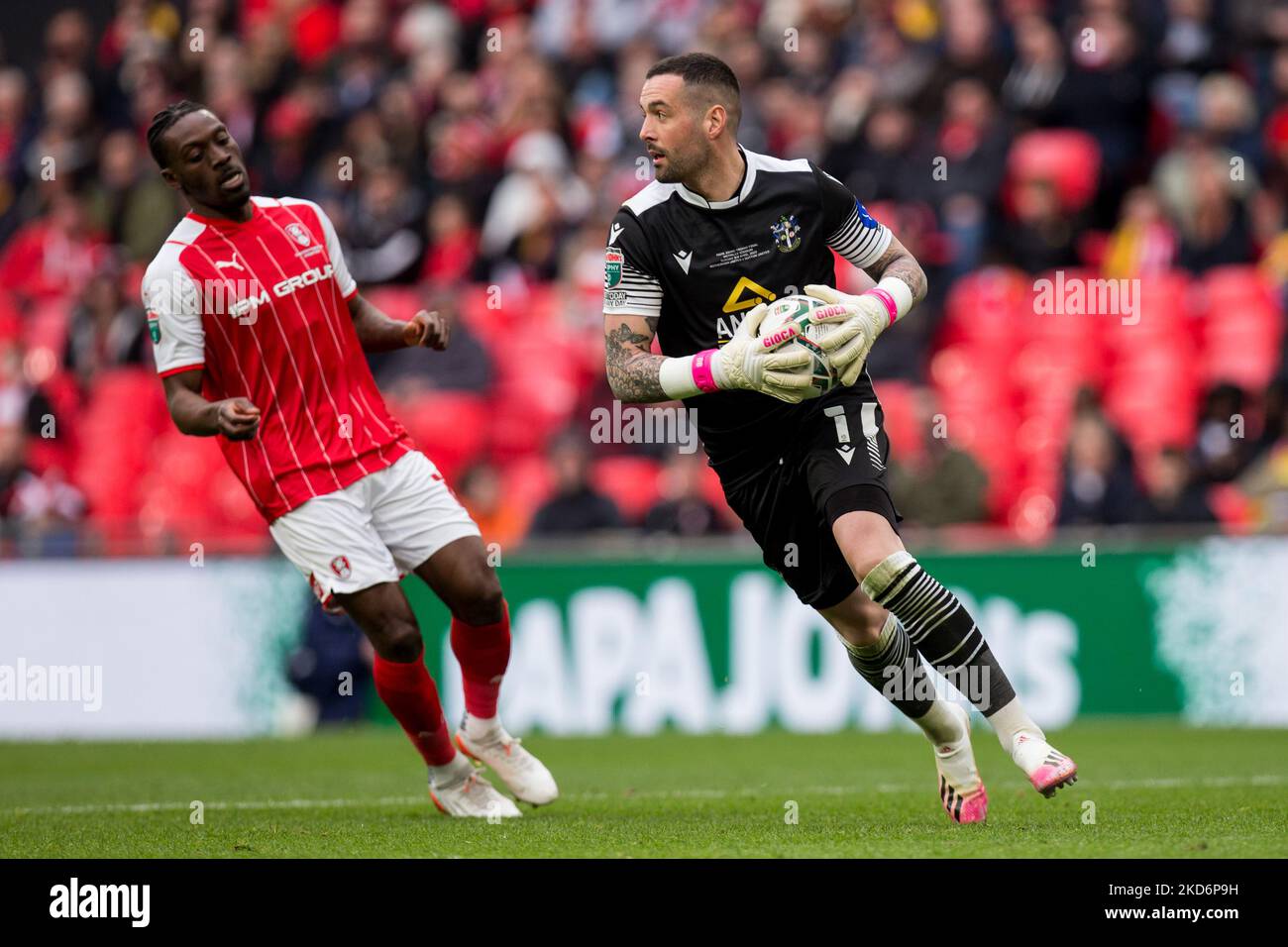 Papa john trophy final hi-res stock photography and images - Alamy