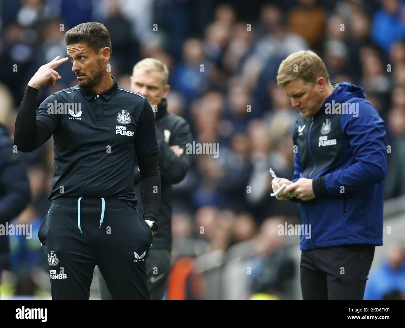 L-R Assistant Coach Jason Tindall and Newcastle United manager Eddie ...