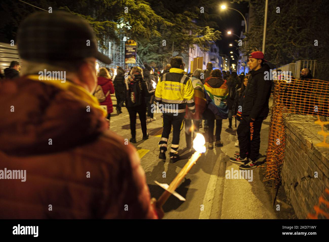 The torchlight procession returns to L'Aquila to mark the longest night ...