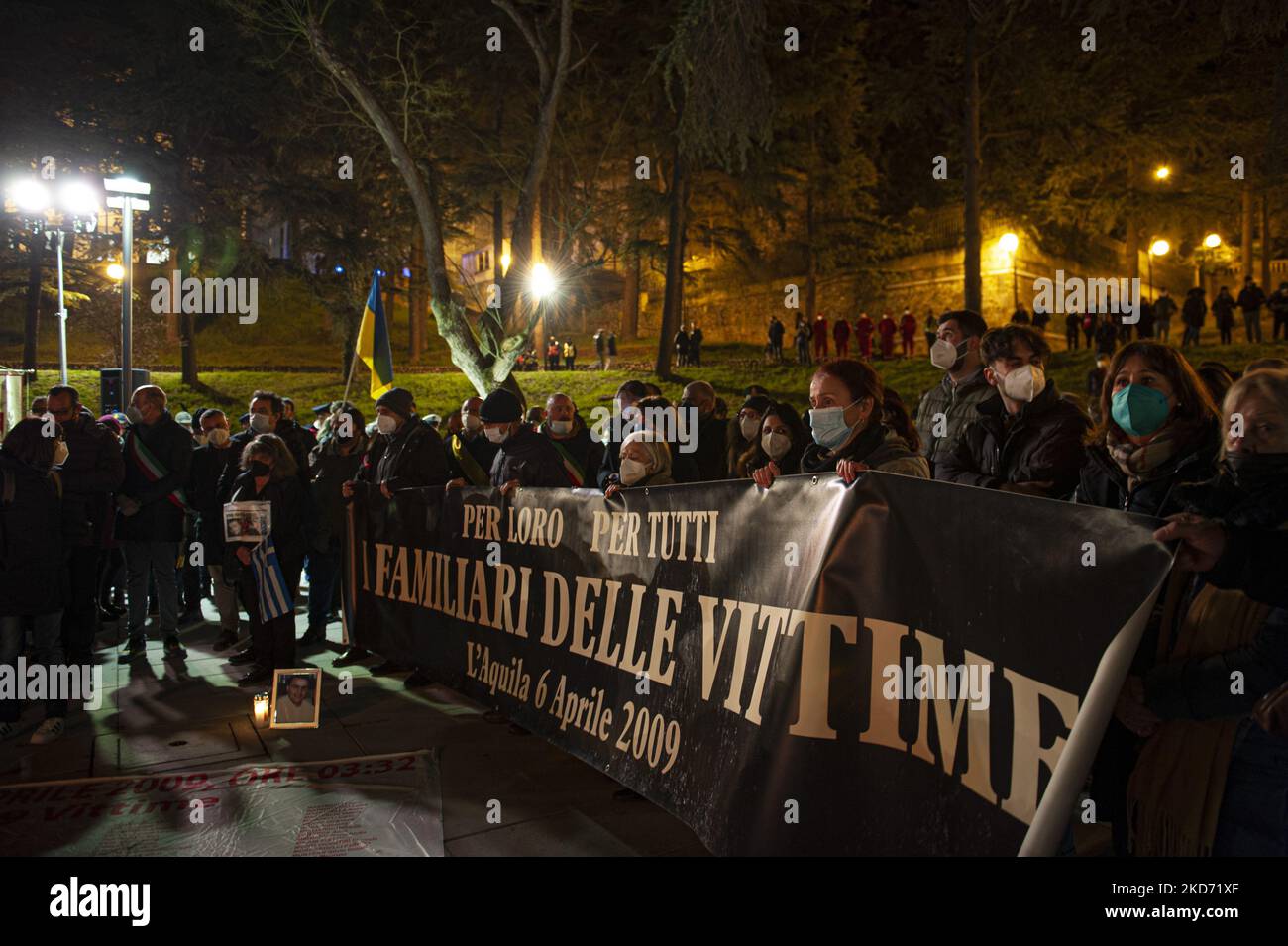 The torchlight procession returns to L'Aquila to mark the longest night ...