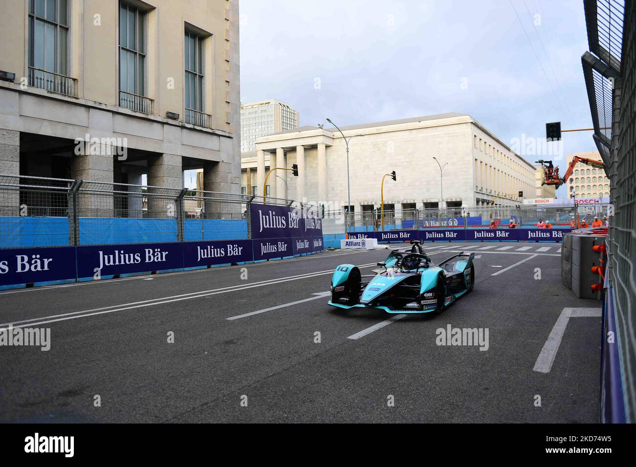 Sam Bird of Jaguar tcs Racing drive his single-seater during free ...