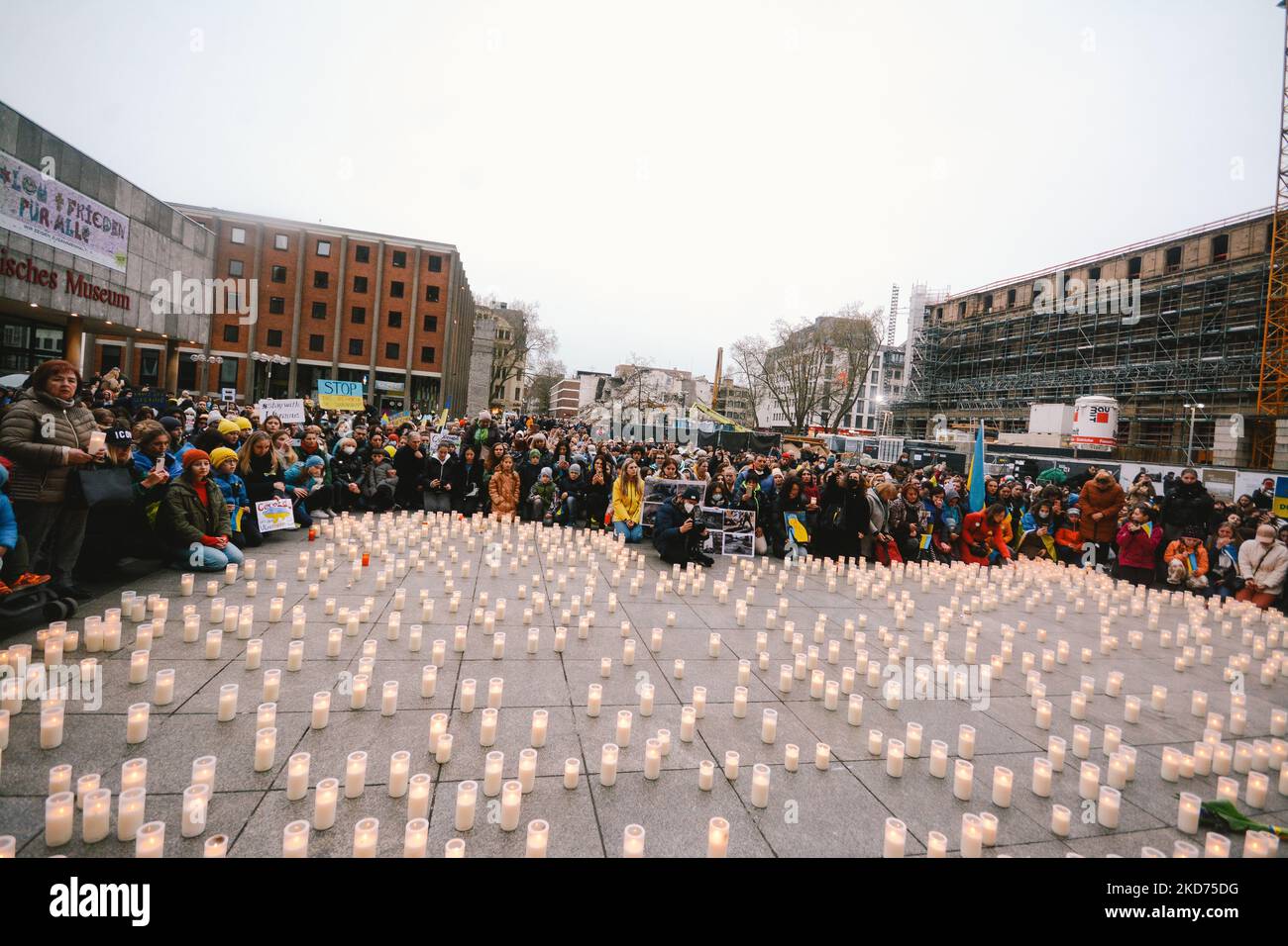 1500 protesters take part in the commemoration of the victims of war in ...
