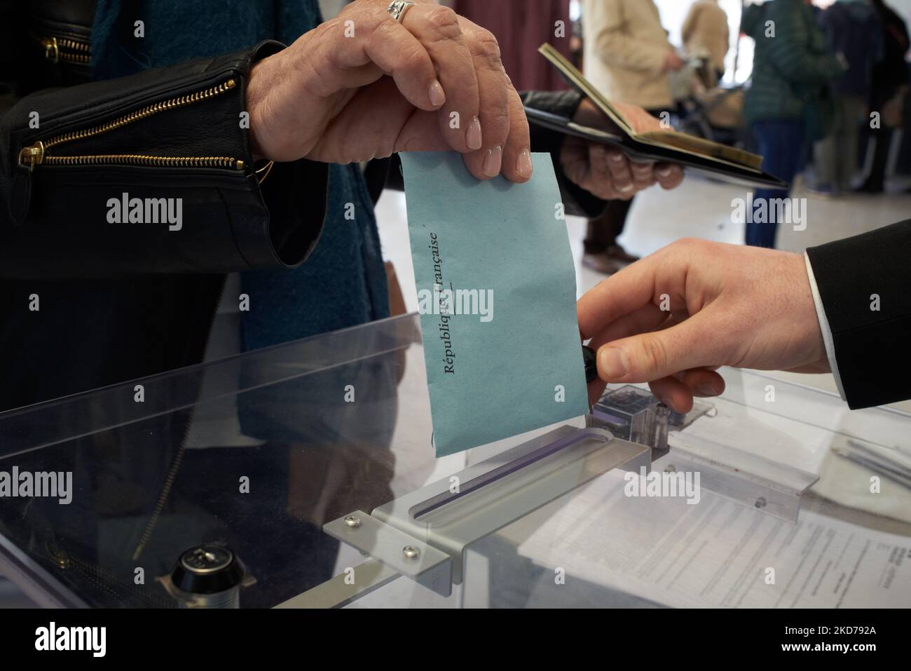 Abstentionnism hi-res stock photography and images - Alamy
