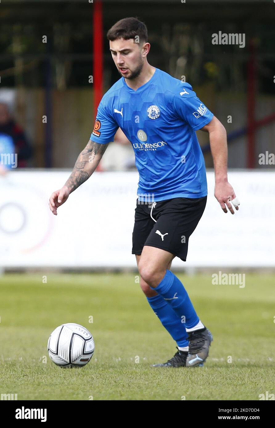 Sam Skeffington of Billericay Townduring National League South between ...