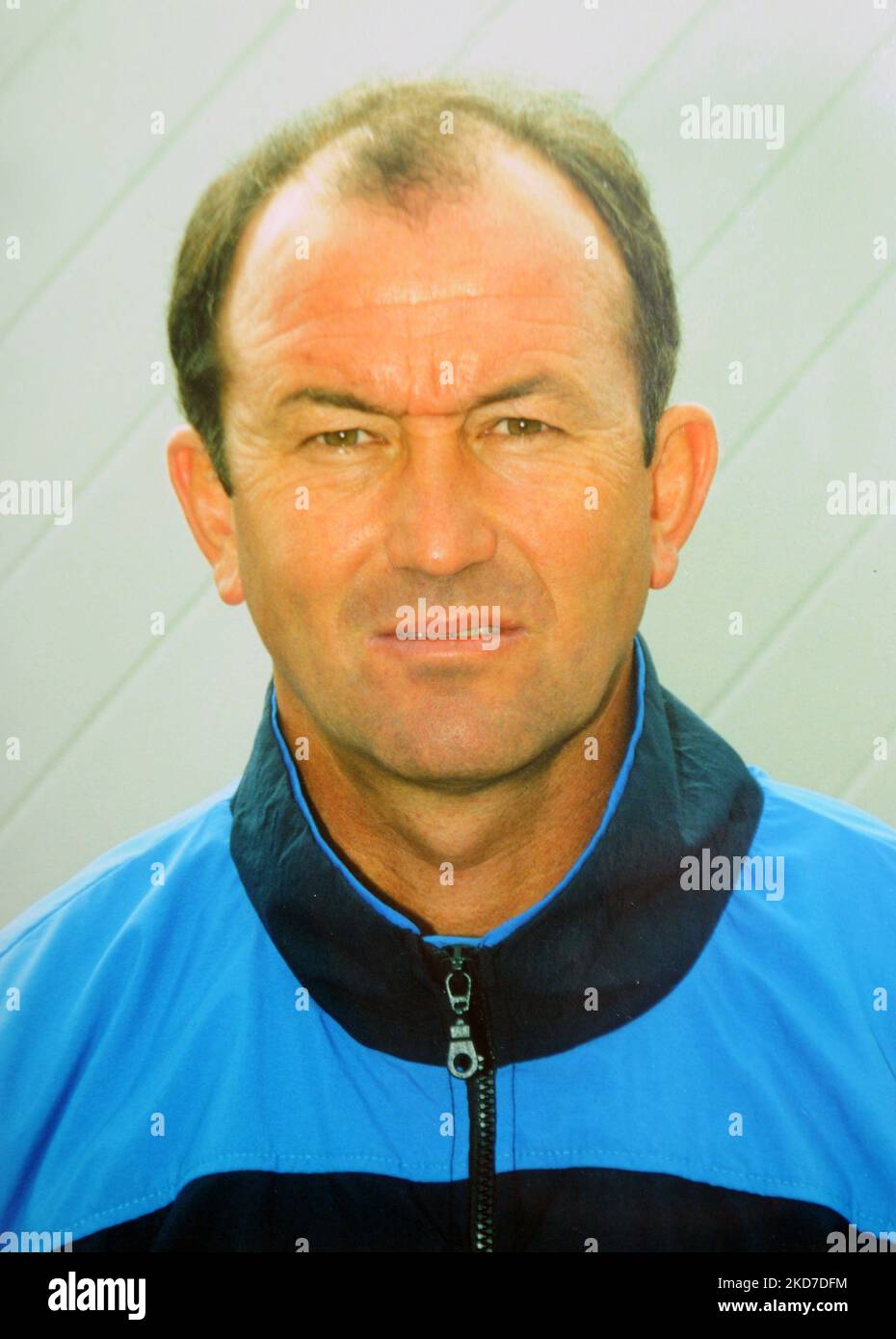 PORTSMOUTH FC, 2000 TONY PULLIS PIC MIKE WALKER, 2000 Stock Photo - Alamy