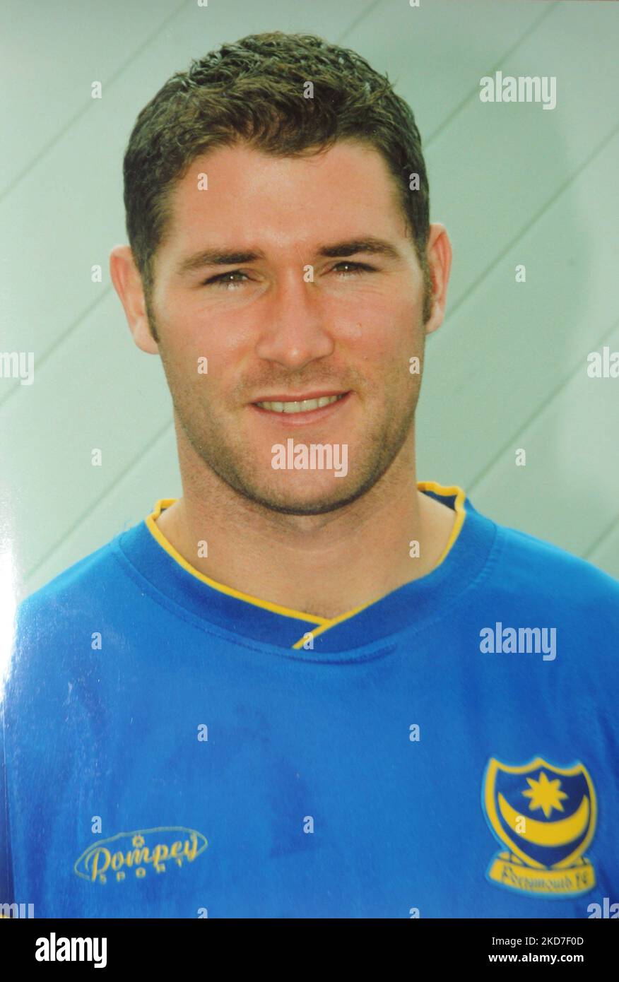 PORTSMOUTH FC, 2000 LEE BRADBURY PIC MIKE WALKER, 2000 Stock Photo - Alamy
