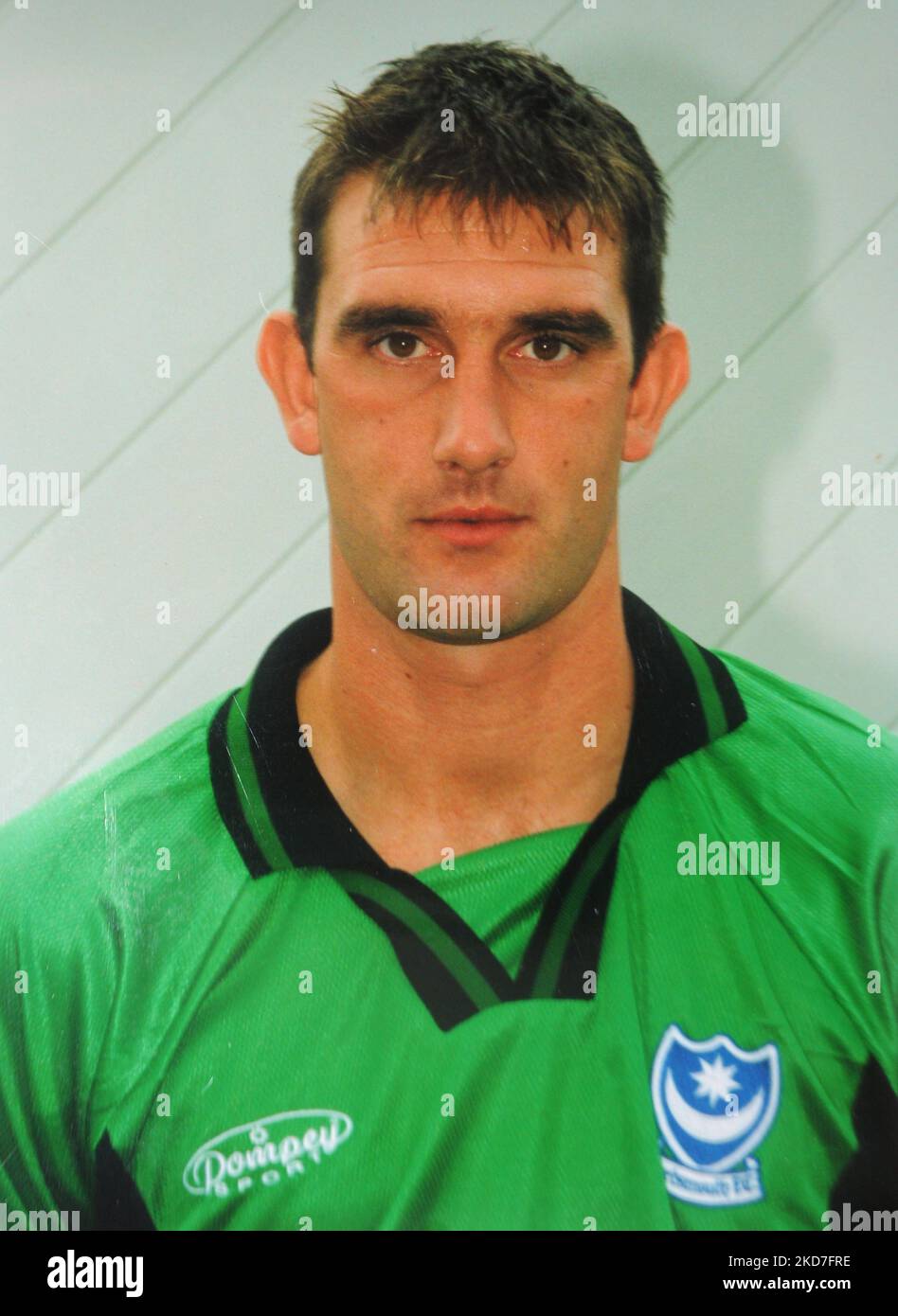 Mike walker 2000 hi-res stock photography and images - Alamy