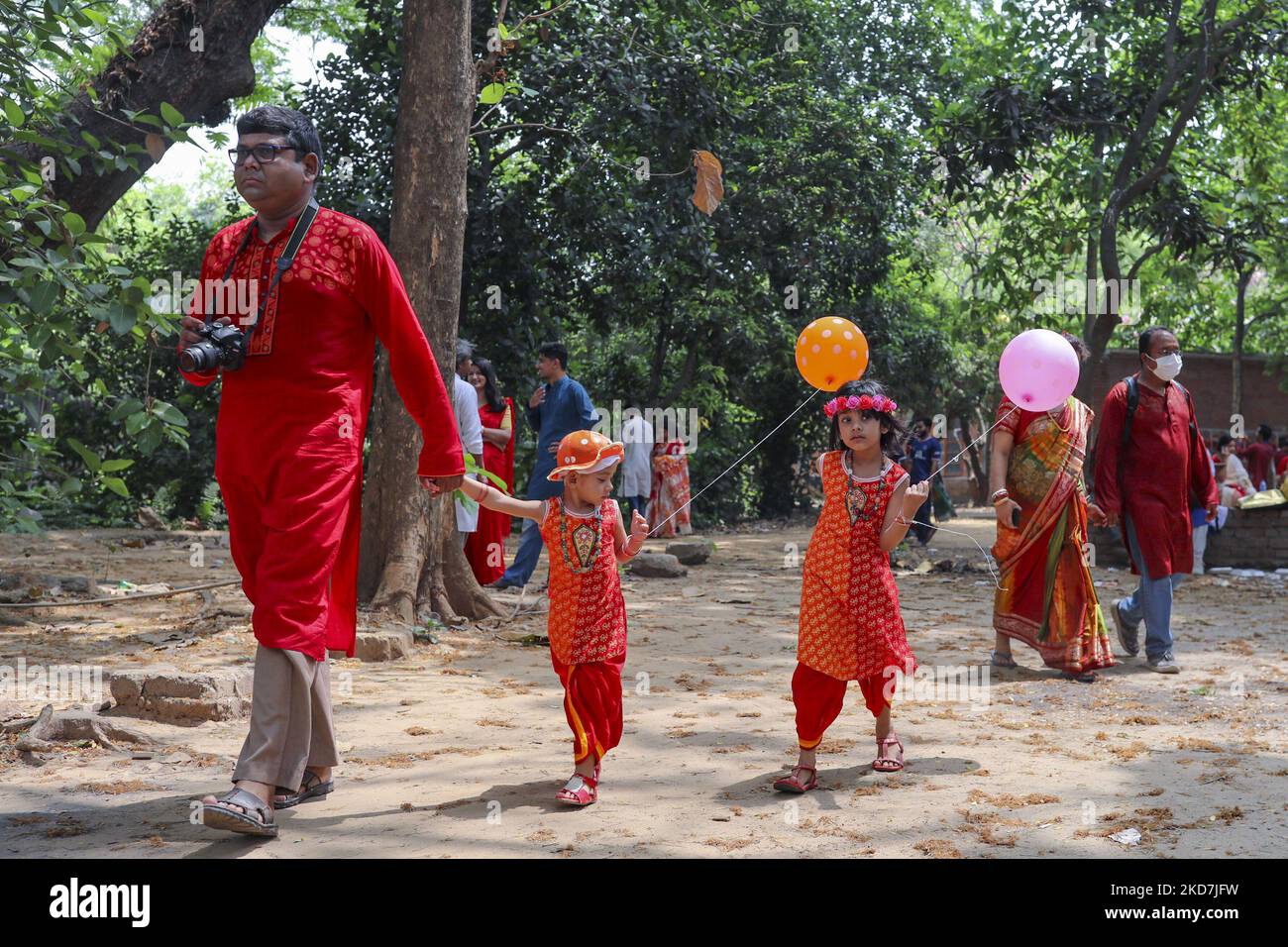 Pohela boishakh masks hi-res stock photography and images - Alamy