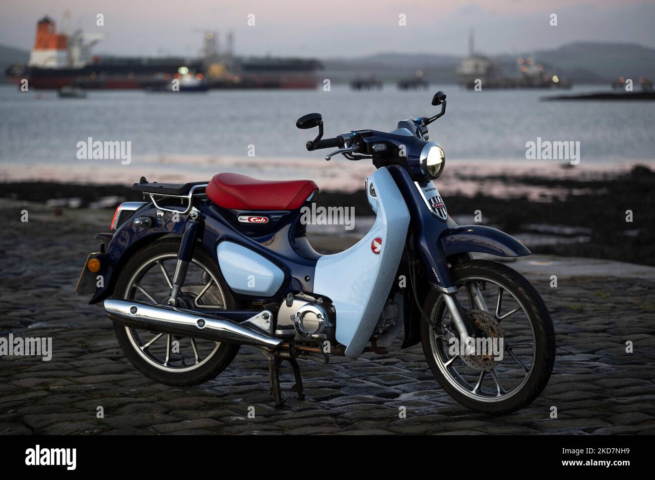 Edinburgh Scotland: Saturday November 5th 2022. Forth Bridge, South ...