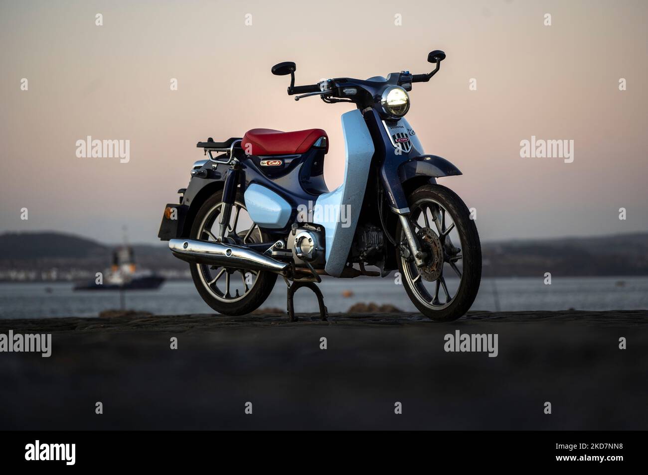 Honda super cub c125 hi-res stock photography and images - Alamy
