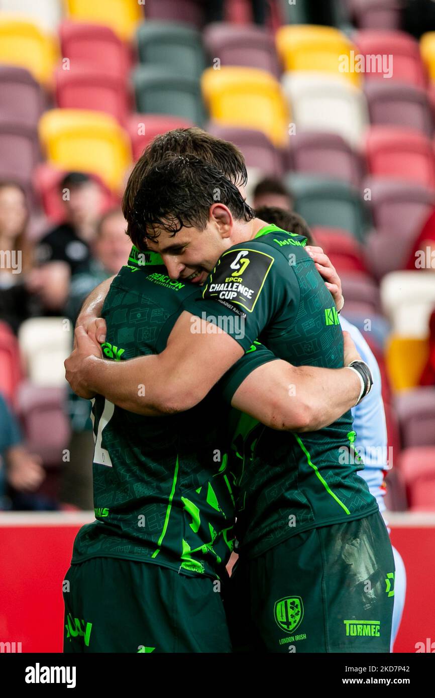 Benhard van Rensburg of London Irish and Juan Martin Gonzalez of London ...