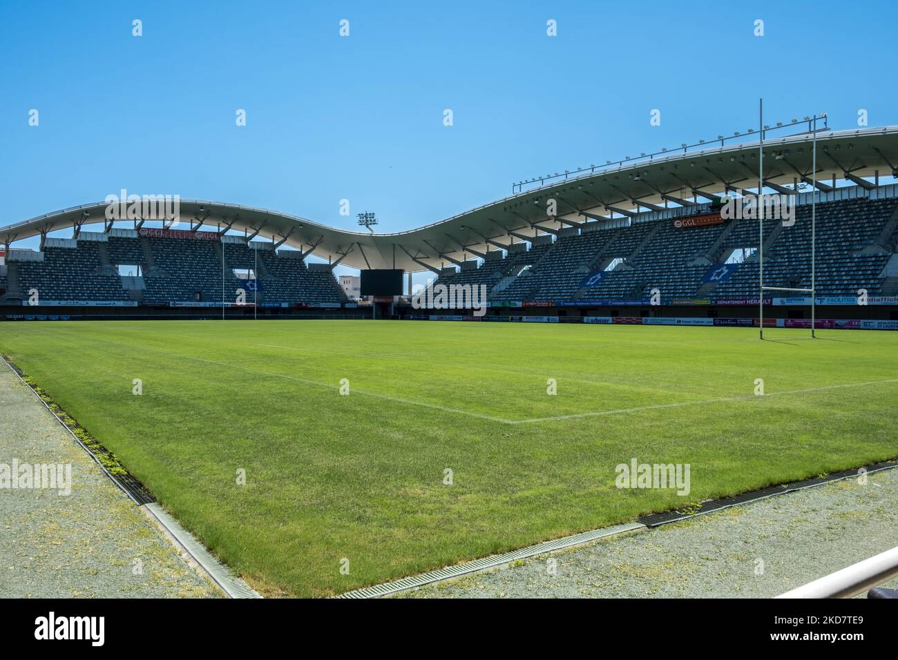 "GGL" rugby stadium from the inside with its perfectly mowed green lawn ...
