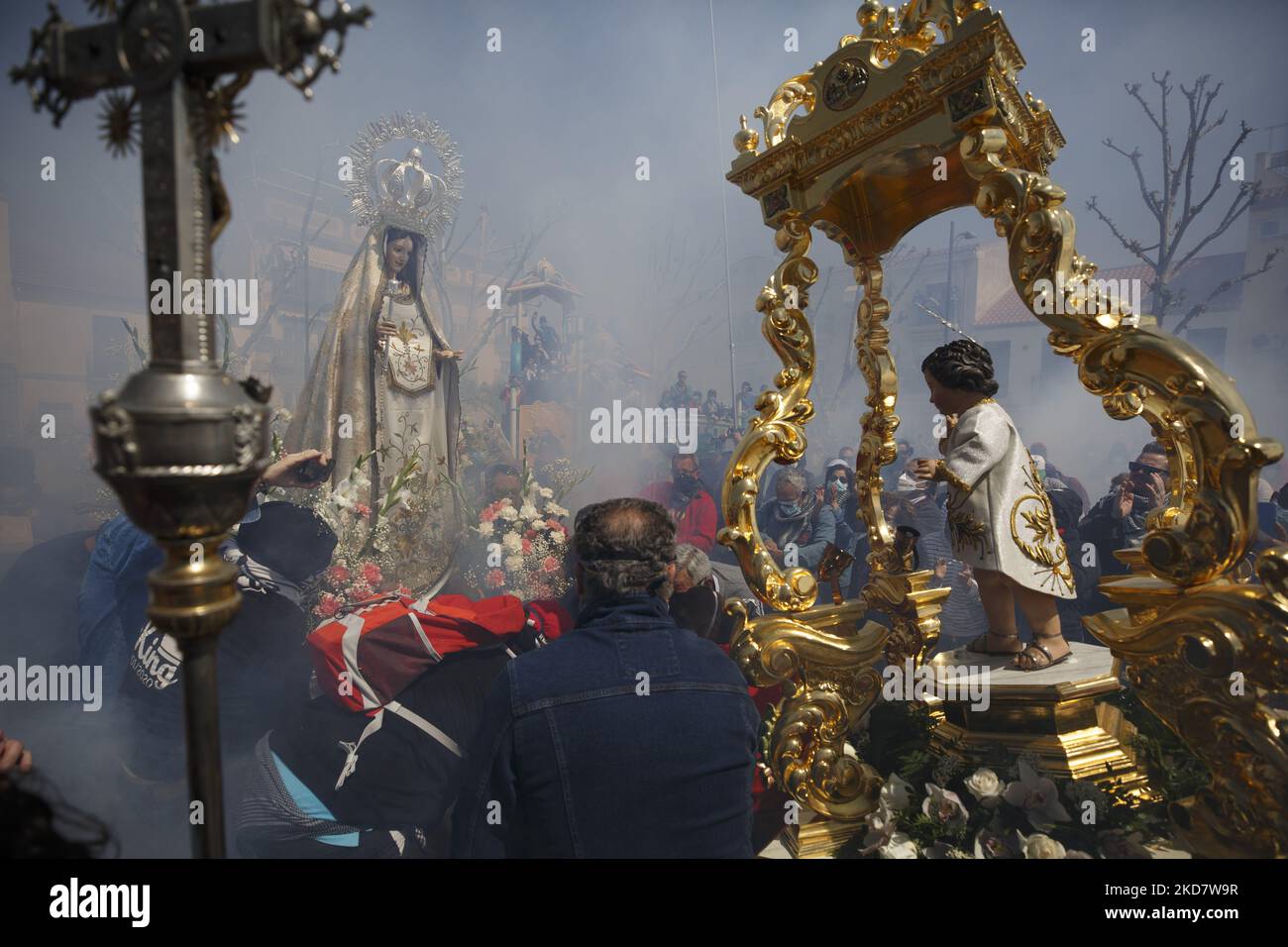 The image of the Nino Resucitado and the Virgin Maria surrounded by ...