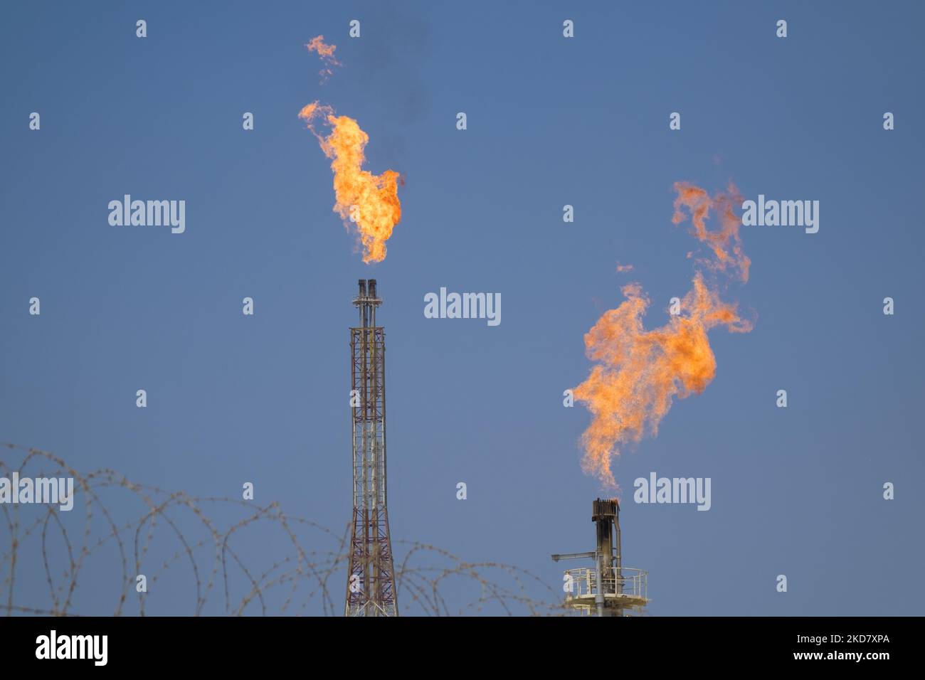 Gas is burned off hi-res stock photography and images - Alamy