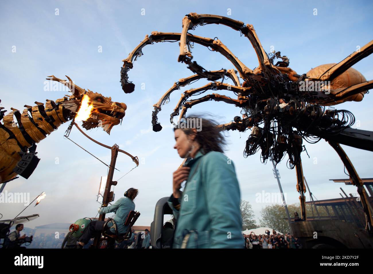 A robot, a mare-dragon called Long-Ma, created by Francois de la ...