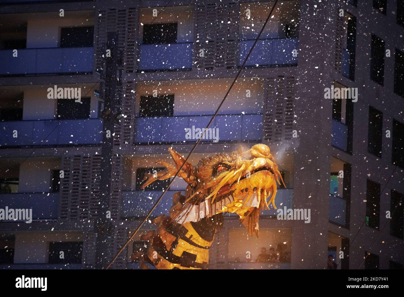 Fire dragon robot hi-res stock photography and images - Alamy