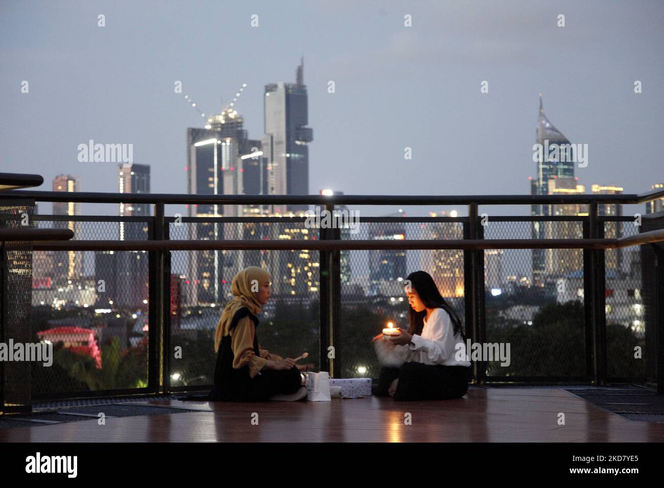 Senayan skywalk bridge hi-res stock photography and images - Alamy