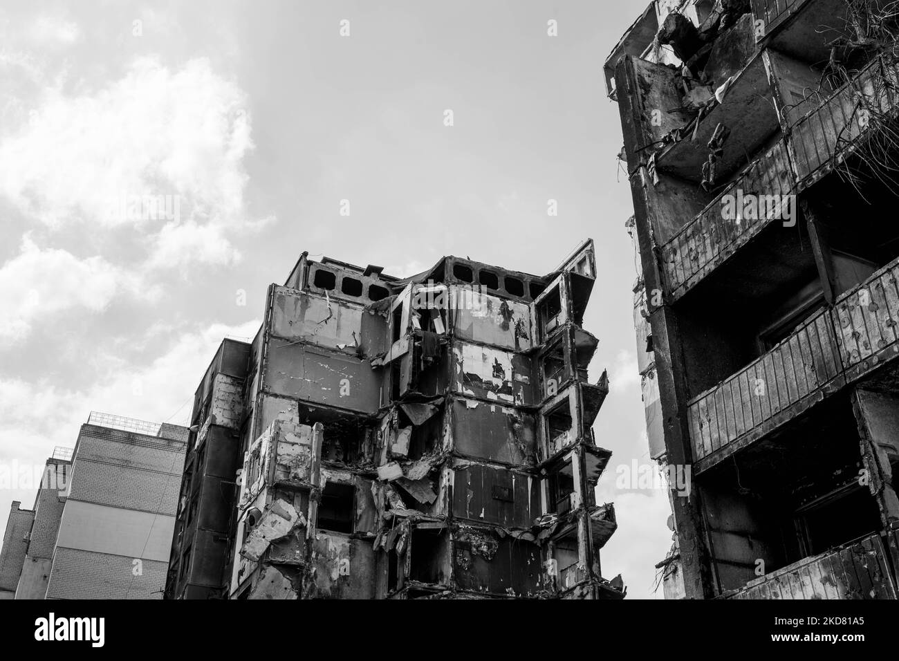 Russian air bomb hit a residential apartment building Stock Photo - Alamy