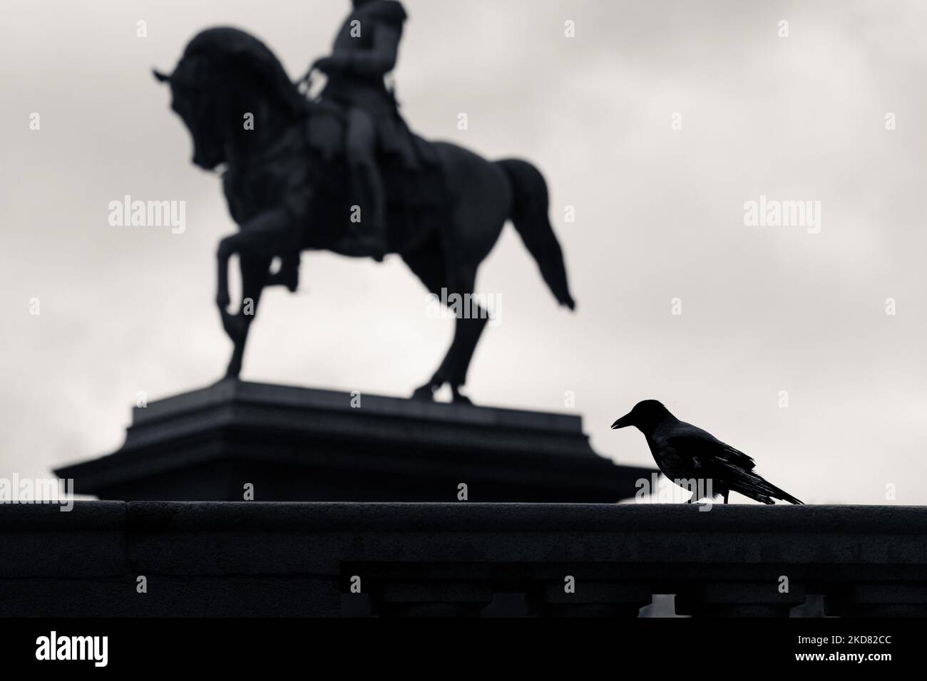 Sculpture black and white hi-res stock photography and images - Alamy