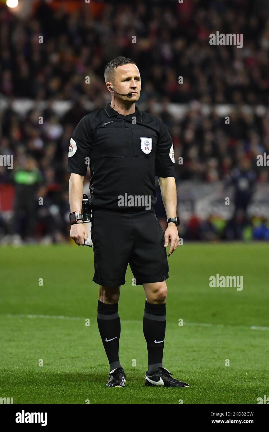 Referee david webb hi-res stock photography and images - Alamy
