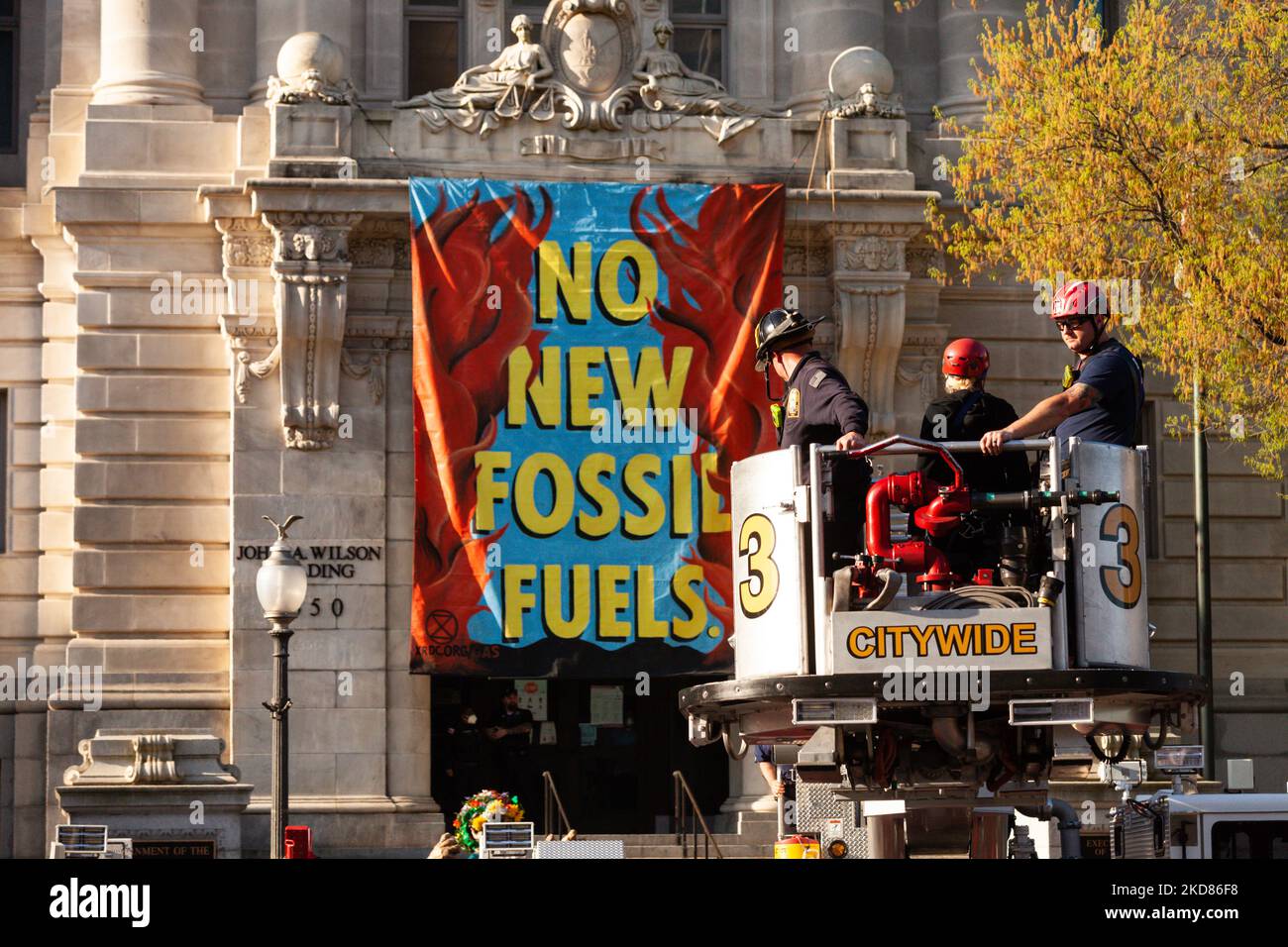 Banner drop fossil fuels hi-res stock photography and images - Alamy
