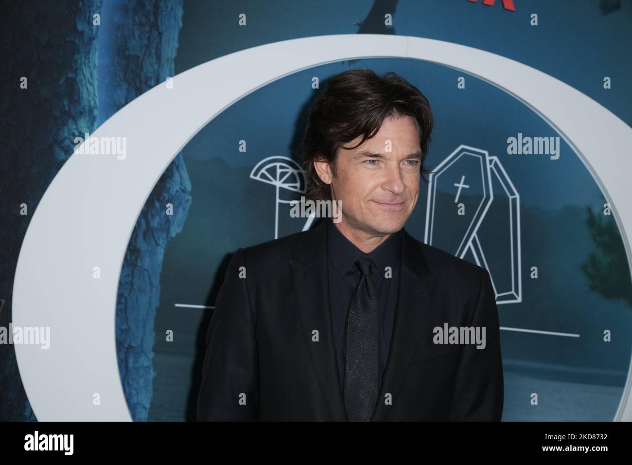 NEW YORK, NEW YORK - APRIL 21: Jason Bateman attends the Netflix's ...